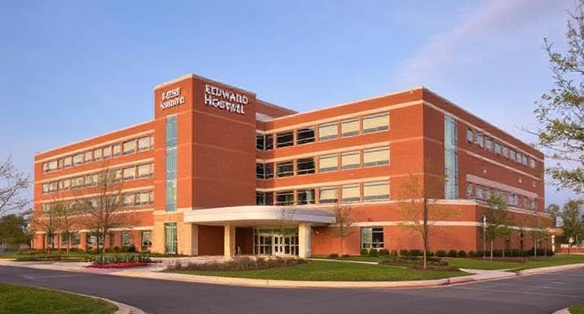 Top 15 Best Hospitals in Illinois (2026 Guide for Locals & Tourists ...